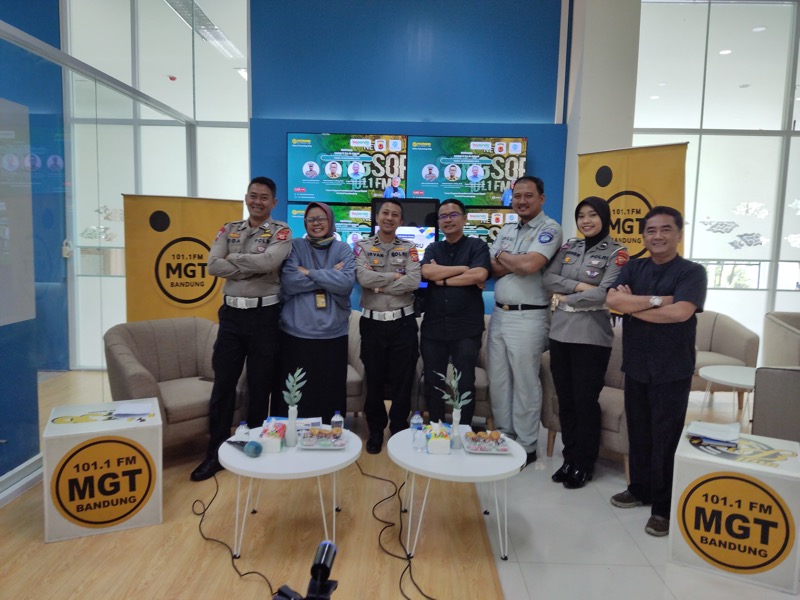 Samsat Bandung I Pajajaran Sosialisasikan Samsat Digital Leuwipanjang dan Pemutihan di Radio MGT FM