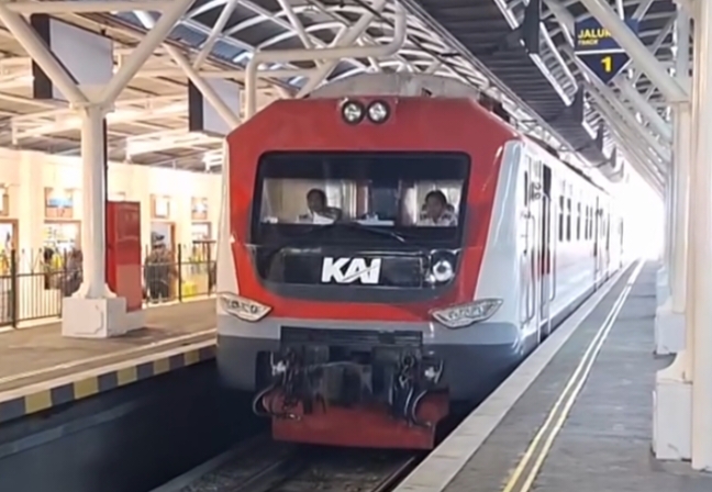 KAI Commuter Jaga Komitmen Maksimalkan Pelayanan, Commuter Line ...