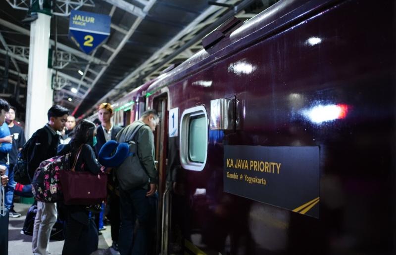 KAI Wisata Hadirkan KA Java Priority Premium untuk Mudik Lebaran 2025